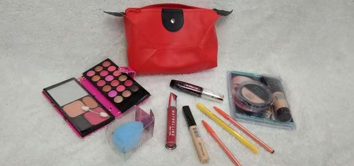 Satu Set Makeup Maybelline | Makeupview.co